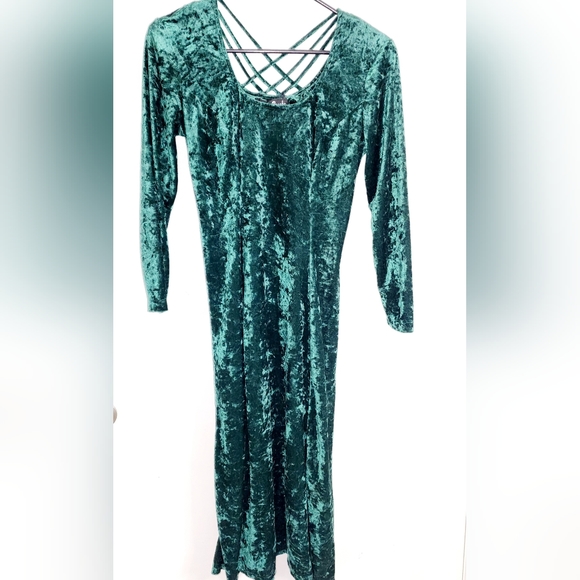 Jamie Brooke | Dresses | Vintage Velvet Green Jamie Brooke Long Dress ...